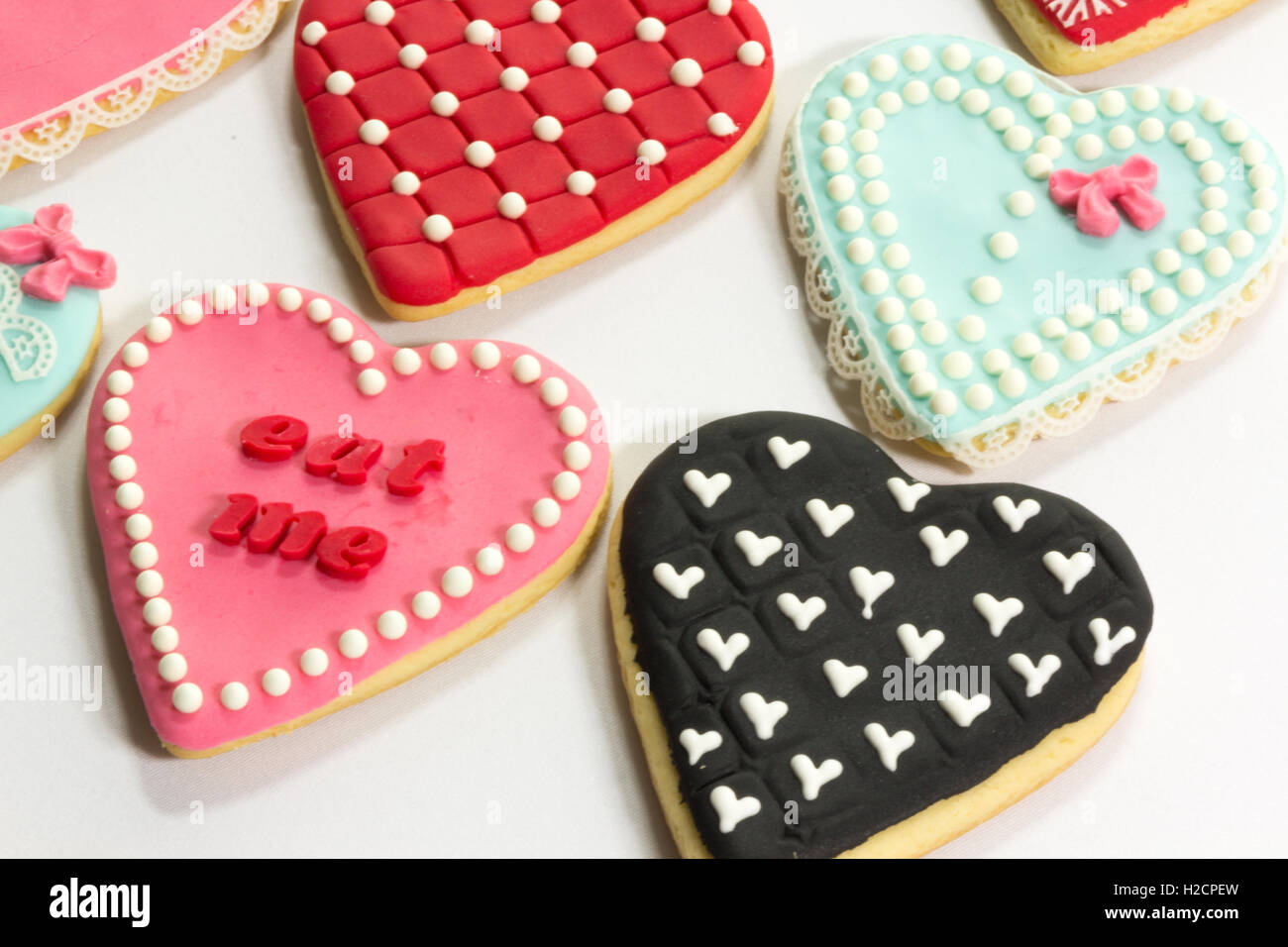 Royal icing hi-res stock photography and images - Alamy