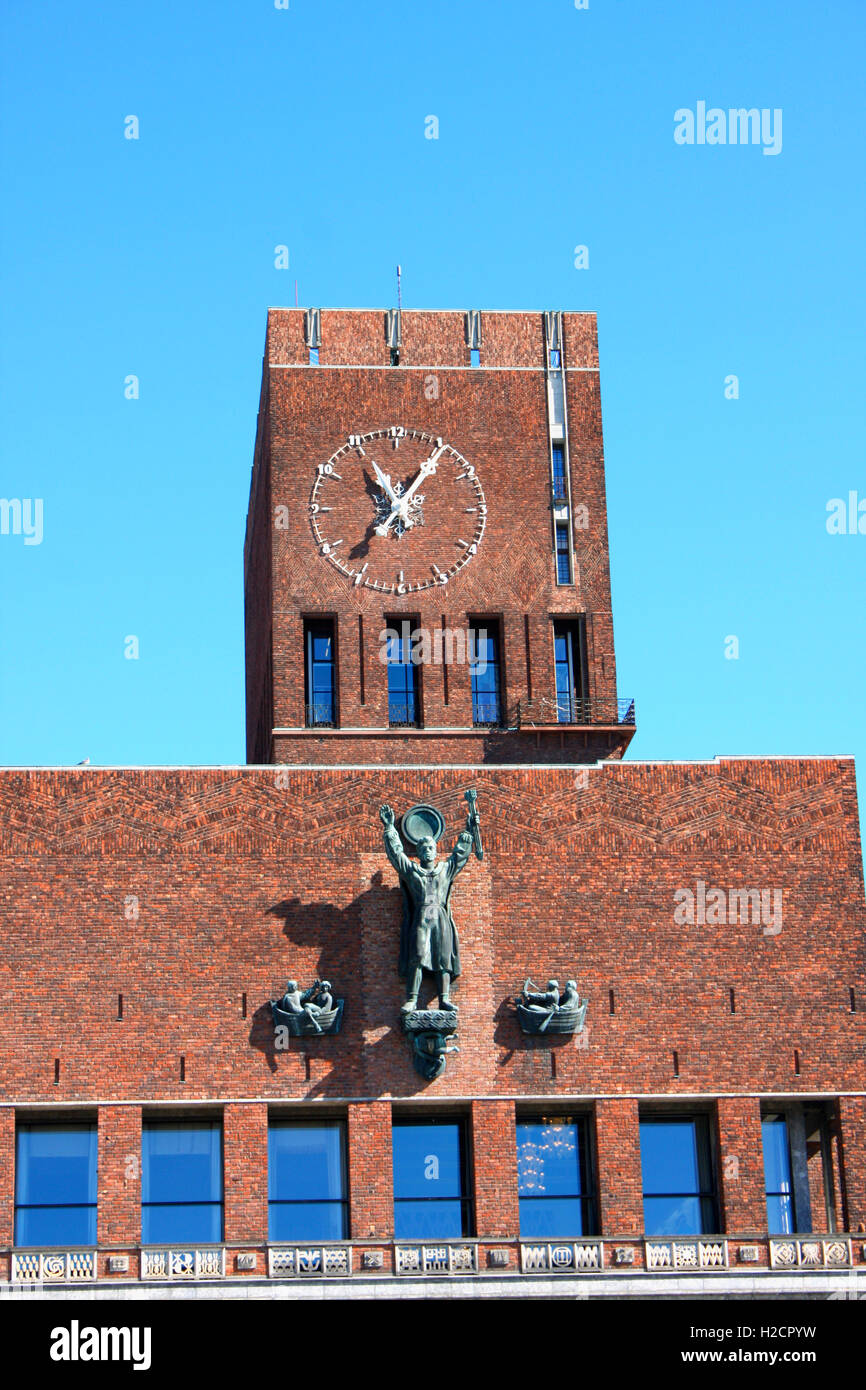 City Hall with clock and Monuments, Oslo, Norway Stock Photo - Alamy