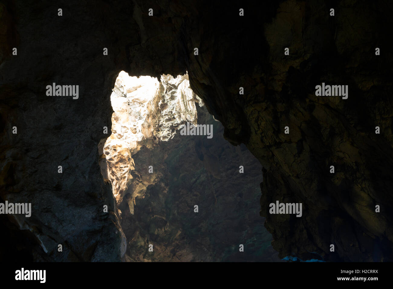 Limestone cave temple hi-res stock photography and images - Alamy