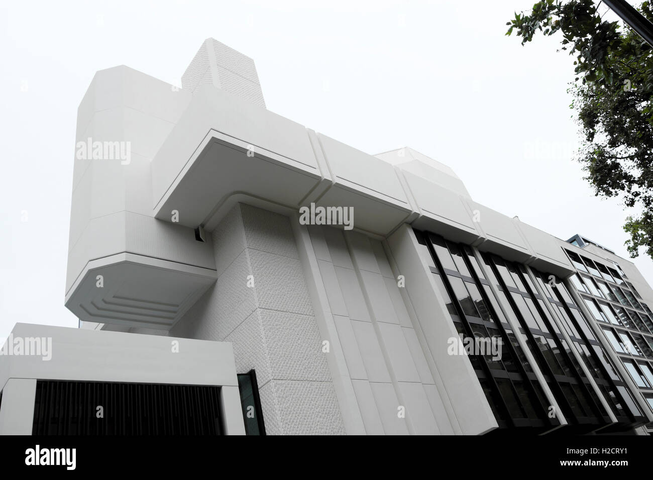 Exterior view of Salters Hall building in 4 Fore Street architect Sir ...