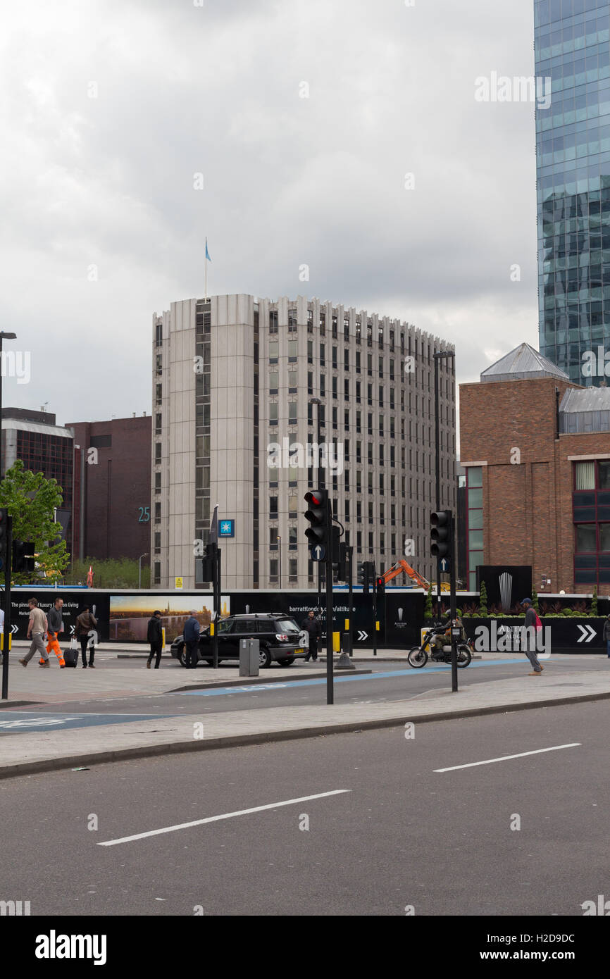 Barratt Altitude, Building construction site at Aldgate, London Stock ...