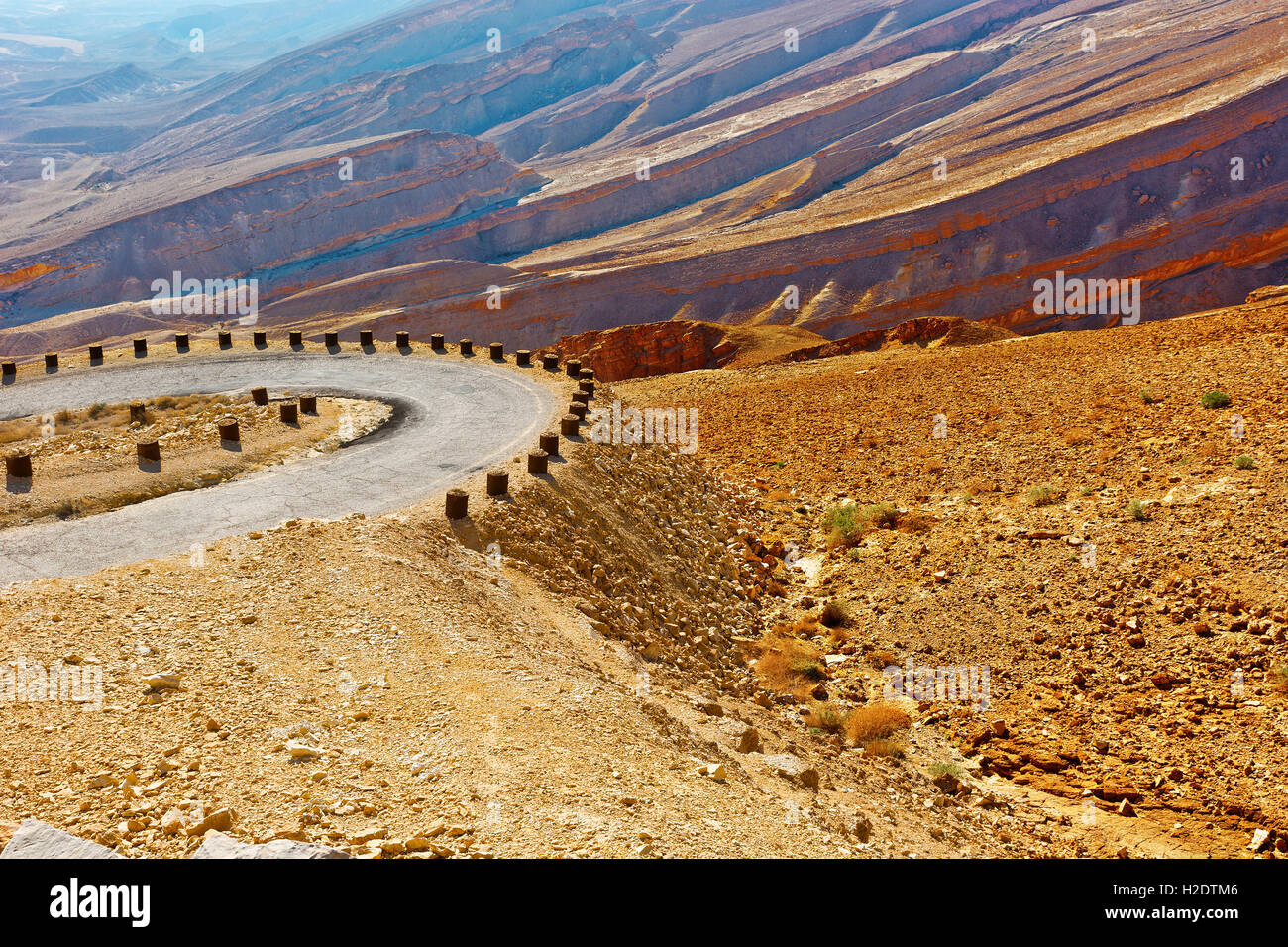 Palestine road transport hi-res stock photography and images - Alamy