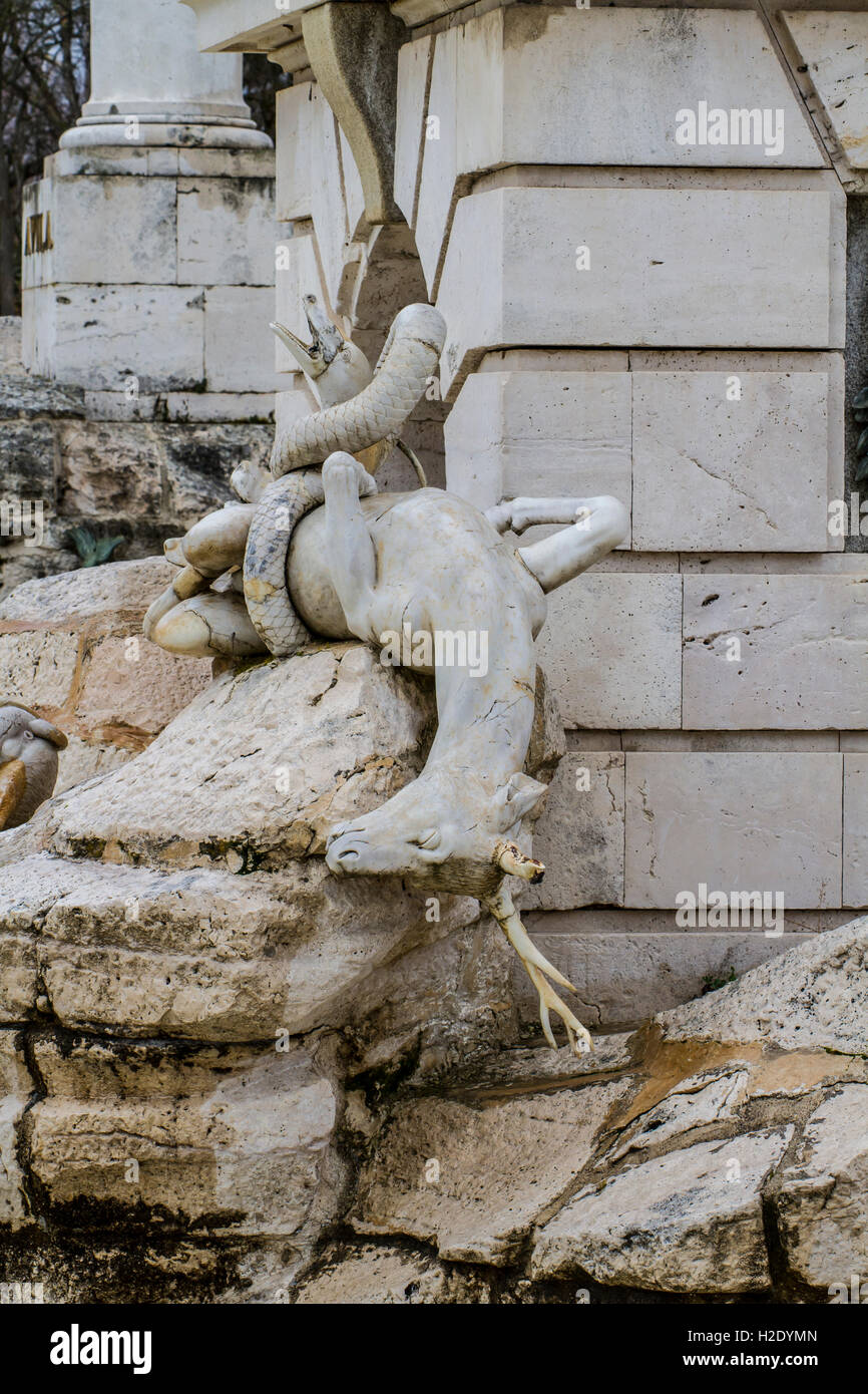 Hercules monument.Ornamental fountains of the Palace of Aranjuez Stock ...