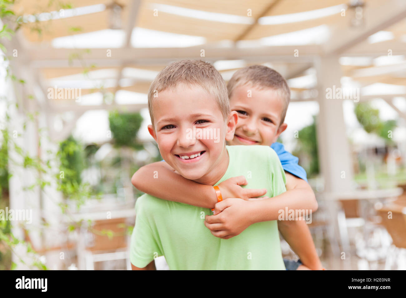 Two brother boys Stock Photo - Alamy