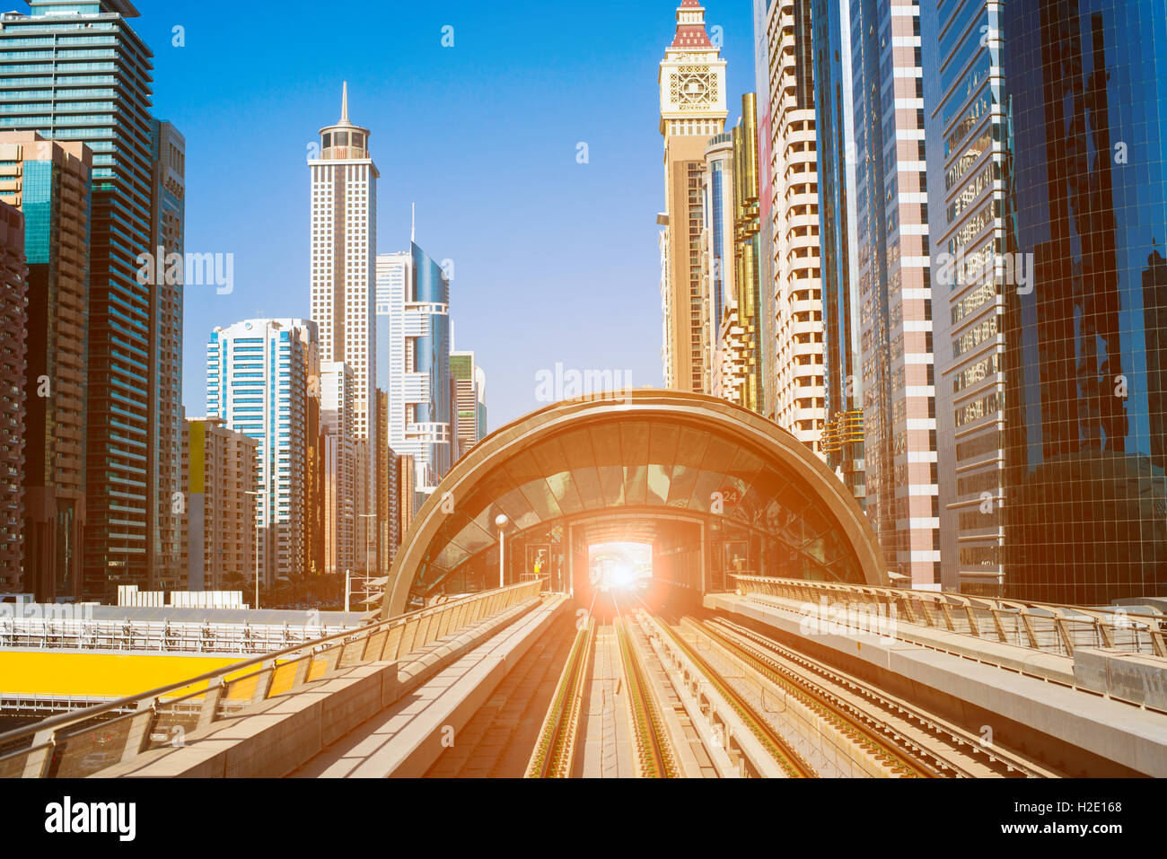 modern subway line in Dubai Stock Photo - Alamy