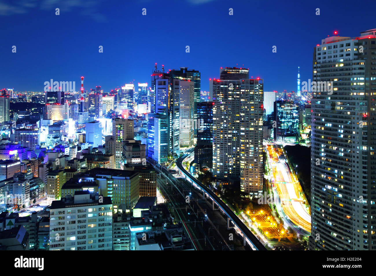 Tokyo cityscape at night Stock Photo - Alamy