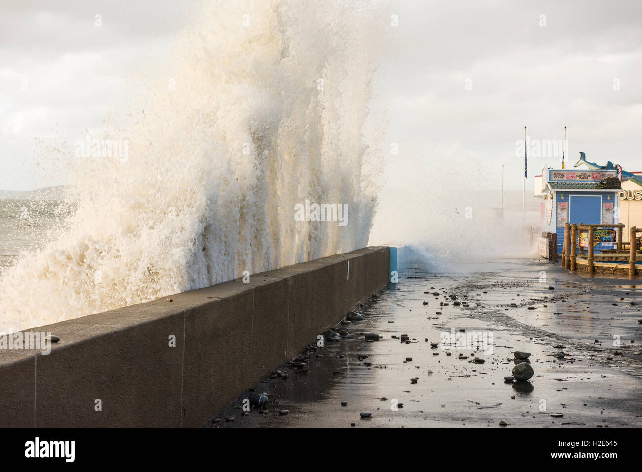 Spring tide hi-res stock photography and images - Alamy