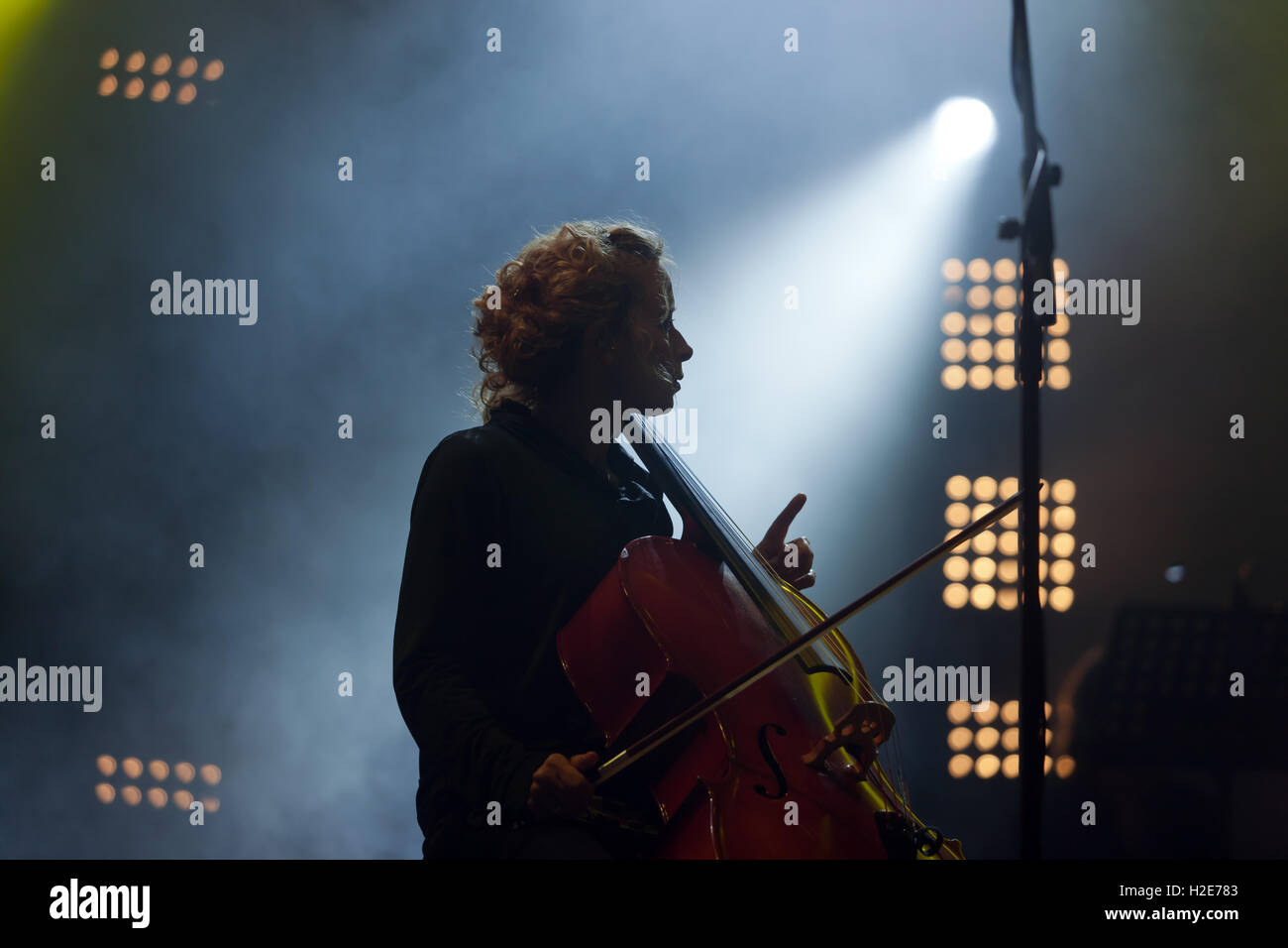 Isobel Campbell playing chello with Belle and Sebastian on the main ...