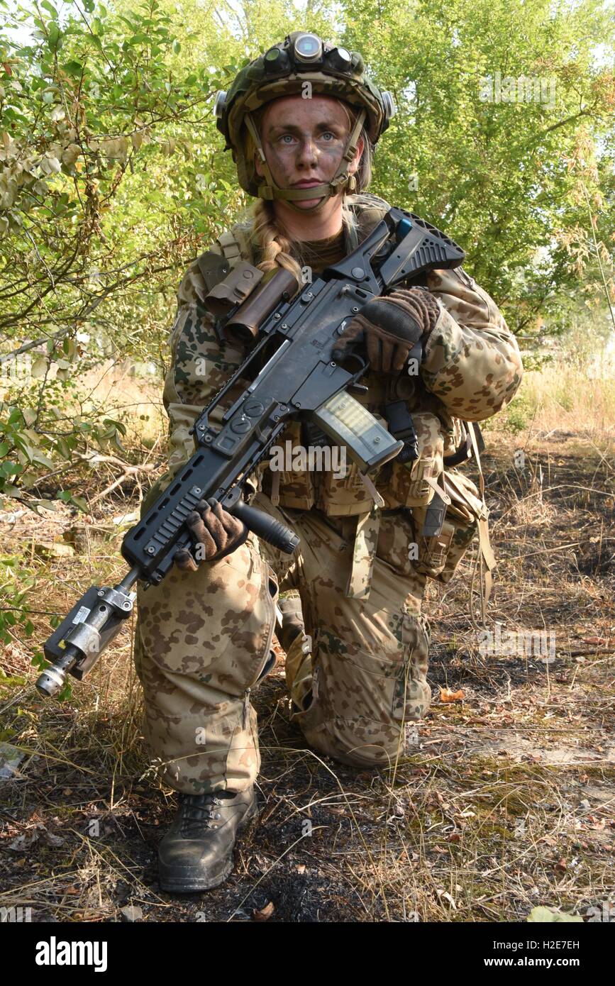 Female bundeswehr german armed soldier hi-res stock photography and ...