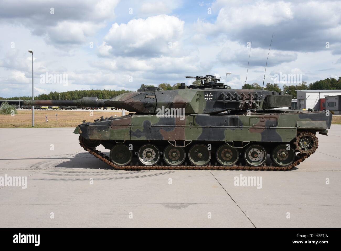 Leopard 2A5 Main Battle Tank of the 3rd Training Company of the German ...
