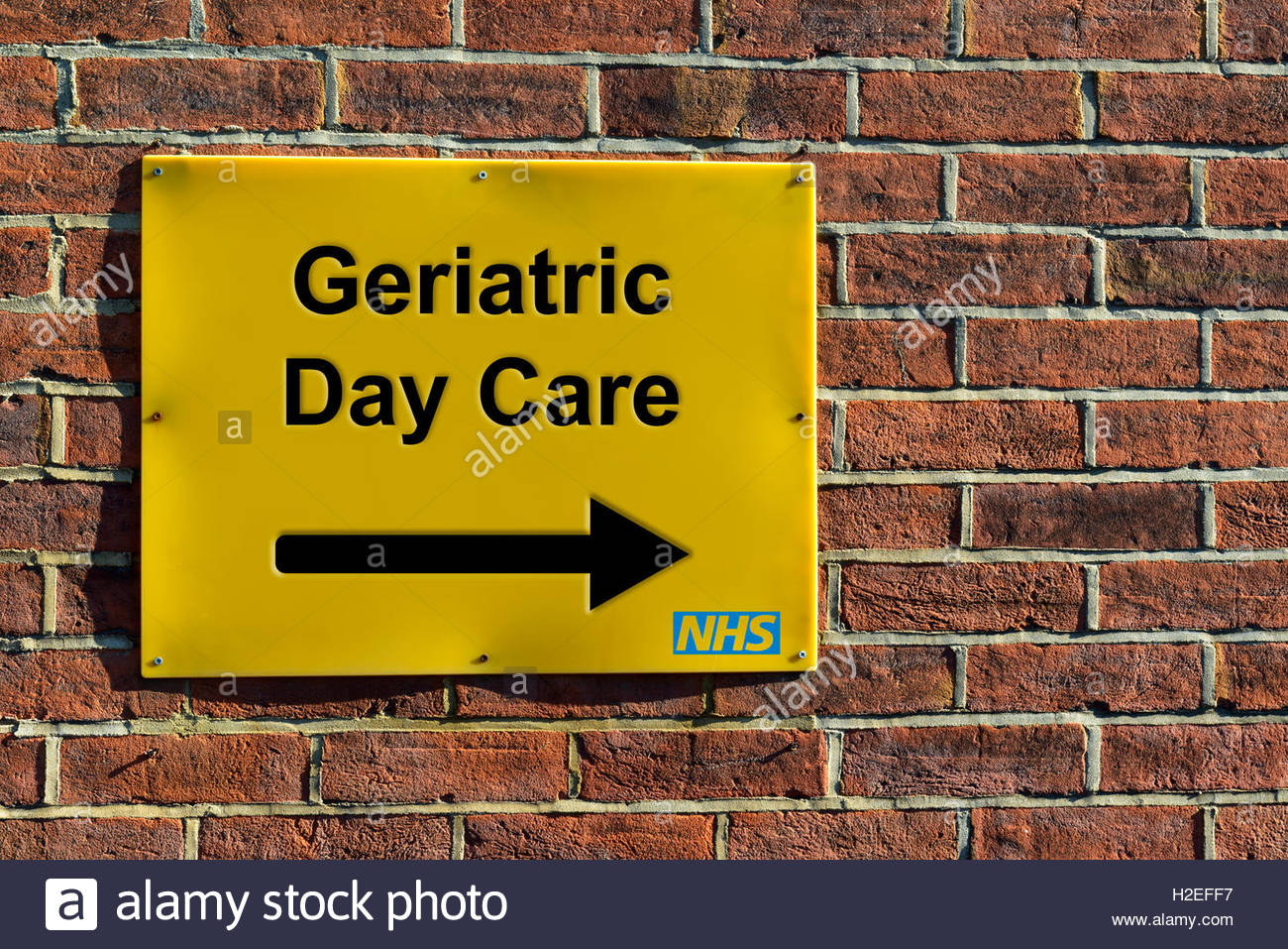 Nhs Ward Elderly Stock Photos & Nhs Ward Elderly Stock Images - Alamy
