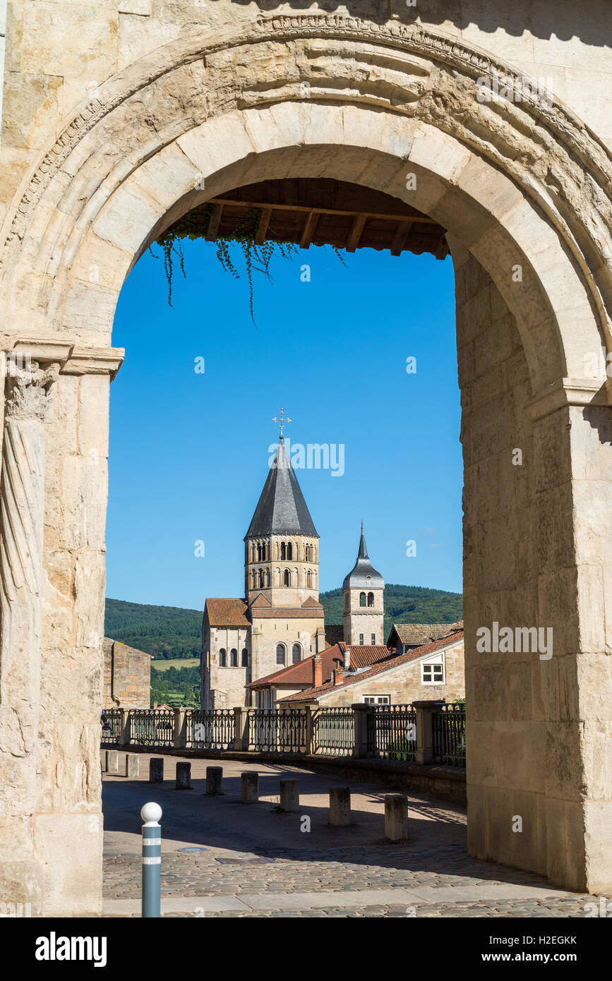 Romanesque house cluny hi-res stock photography and images - Alamy