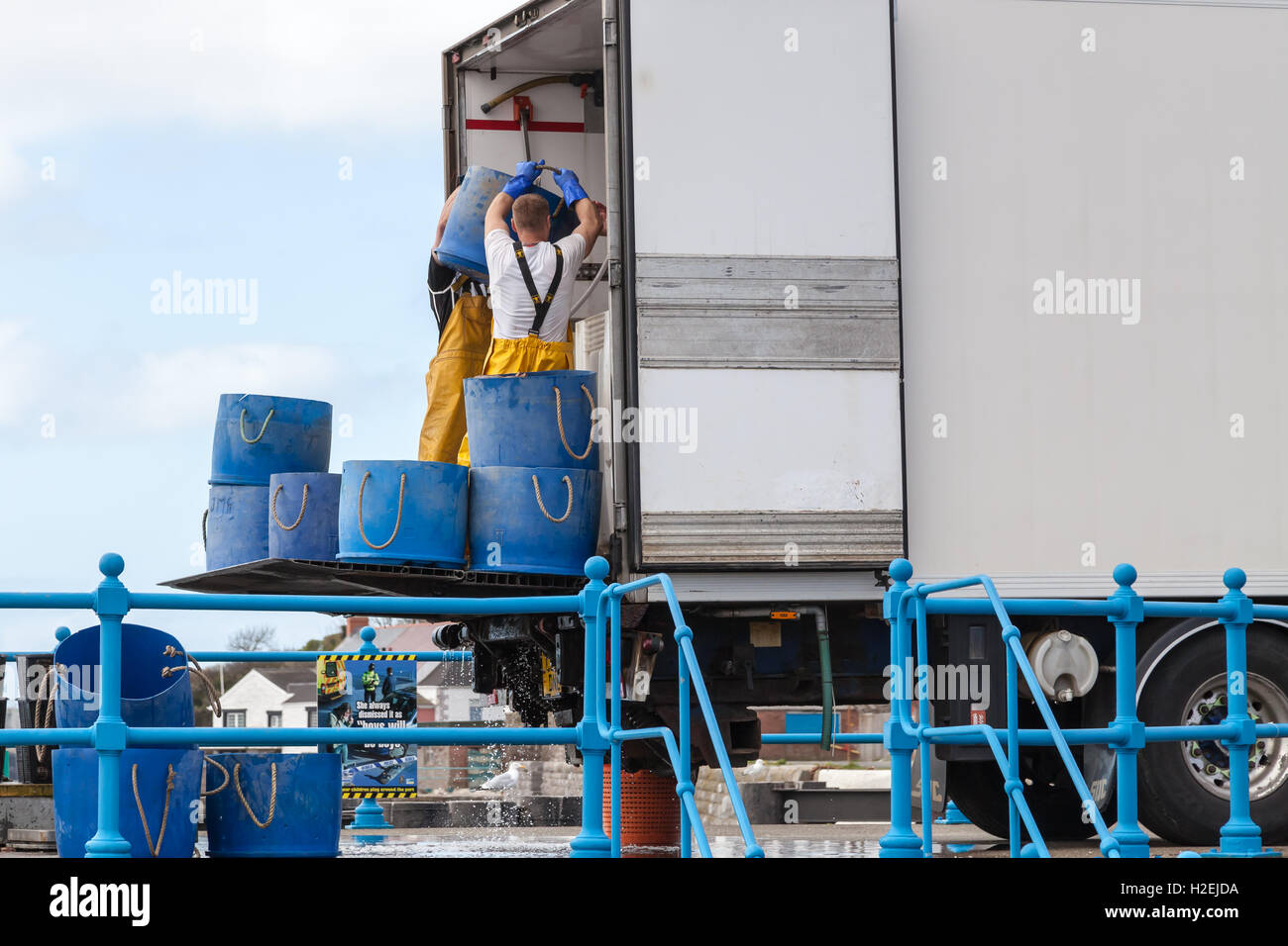 Loading fish lorry hi-res stock photography and images - Alamy