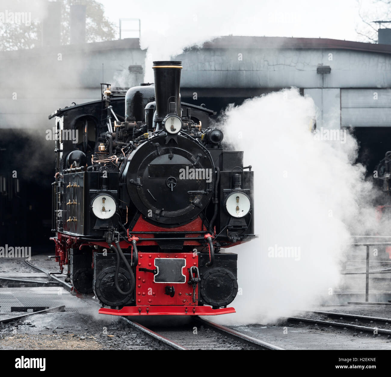 Black steam locomotive hi-res stock photography and images - Alamy