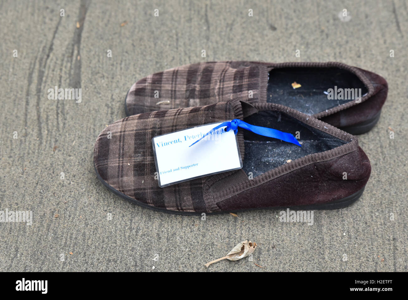Whitehall, London, UK. 27th September 2016. Empty shoes representing ...