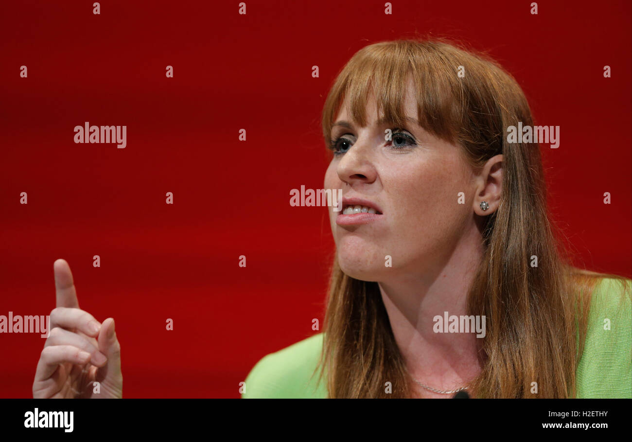 Angela raynor hi-res stock photography and images - Alamy