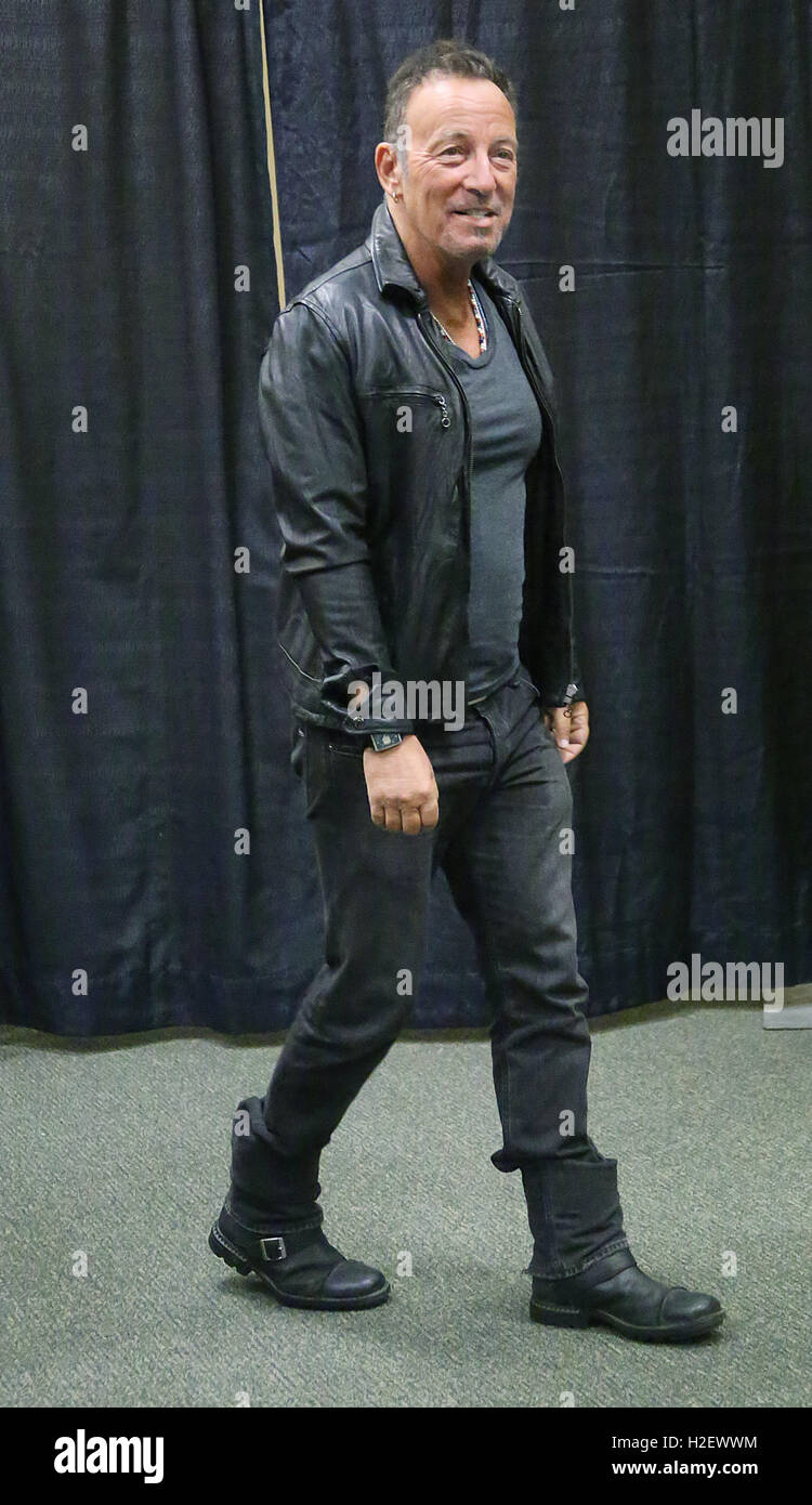 Freehold, New Jersey, UK. 27th September, 2016. Bruce Springsteen ...