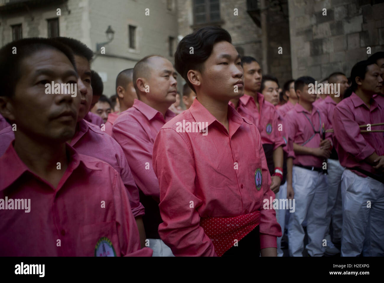 Barcelona, Catalonia, Spain. 27th Sep, 2016. Members of the chinese ...