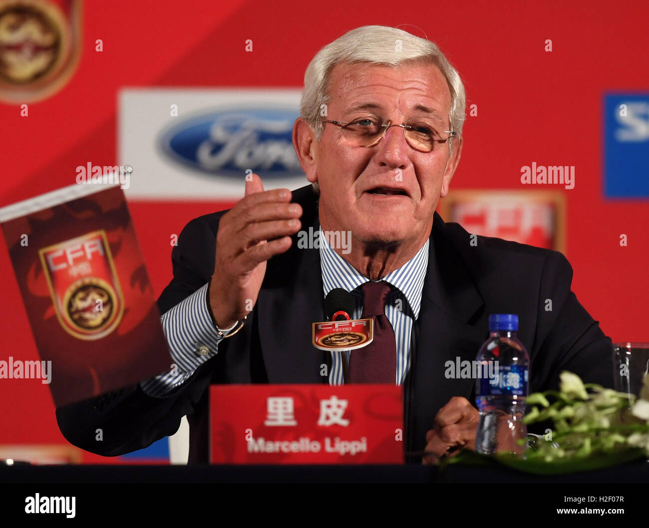 Marcello lippi national team coach hi-res stock photography and images ...