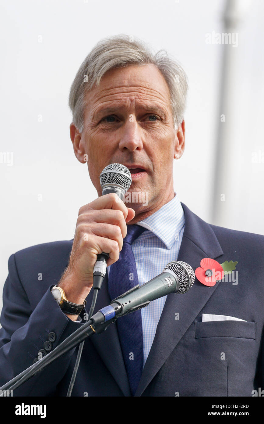 Richard drax mp hi-res stock photography and images - Alamy