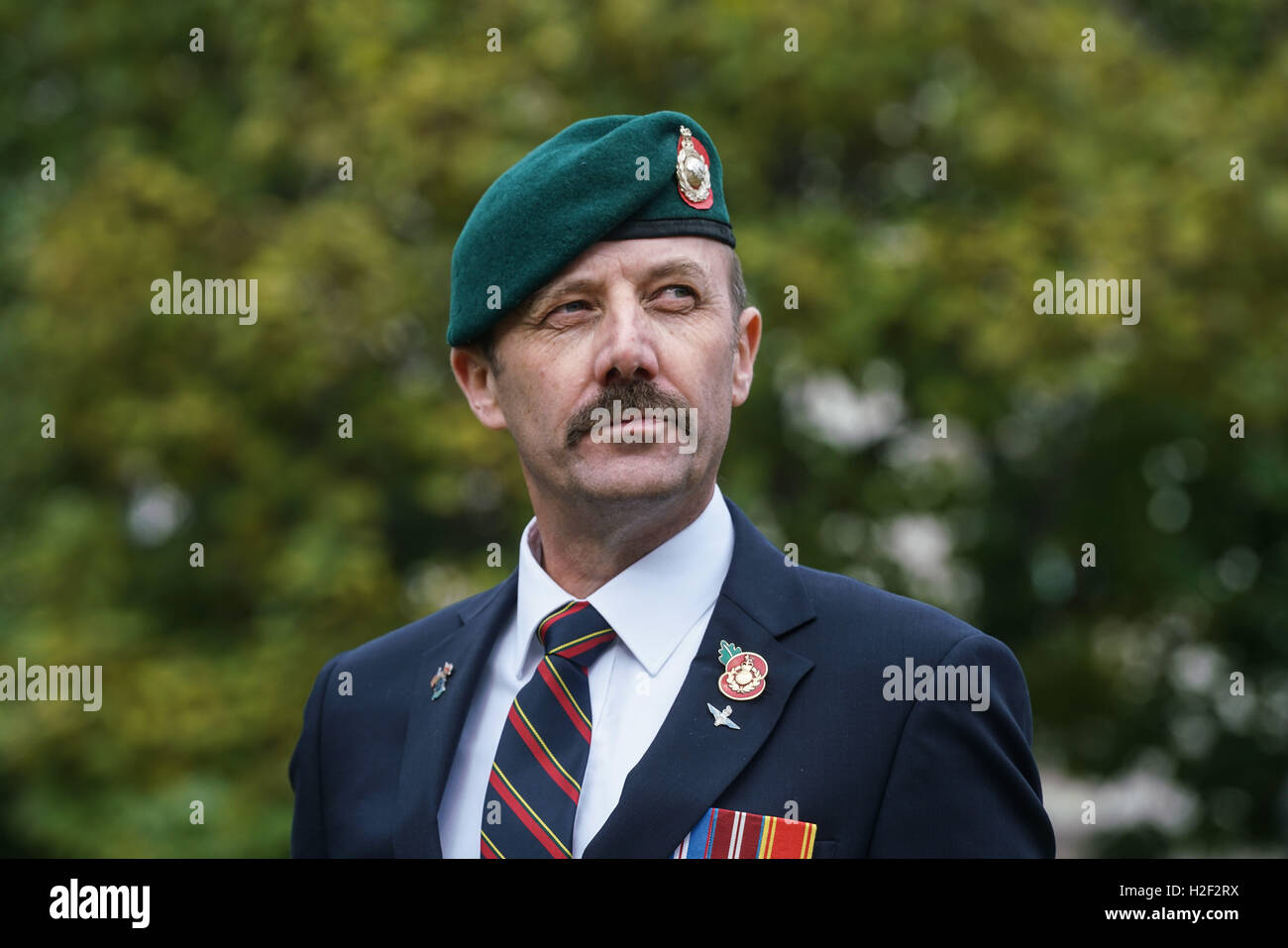 Major general jeremy moore hi-res stock photography and images - Alamy