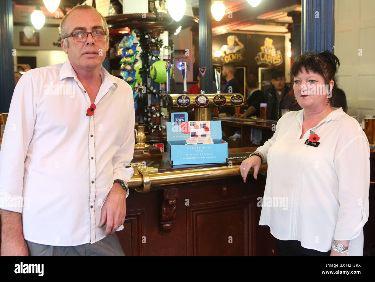 Portsmouth, Hampshire. 28th October 2016 Pictured Landlord Andy Lilly ...