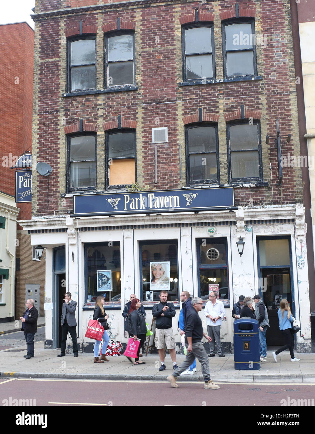 Portsmouth, Hampshire. 28th October 2016 Pictured Landlord Andy Lilly ...
