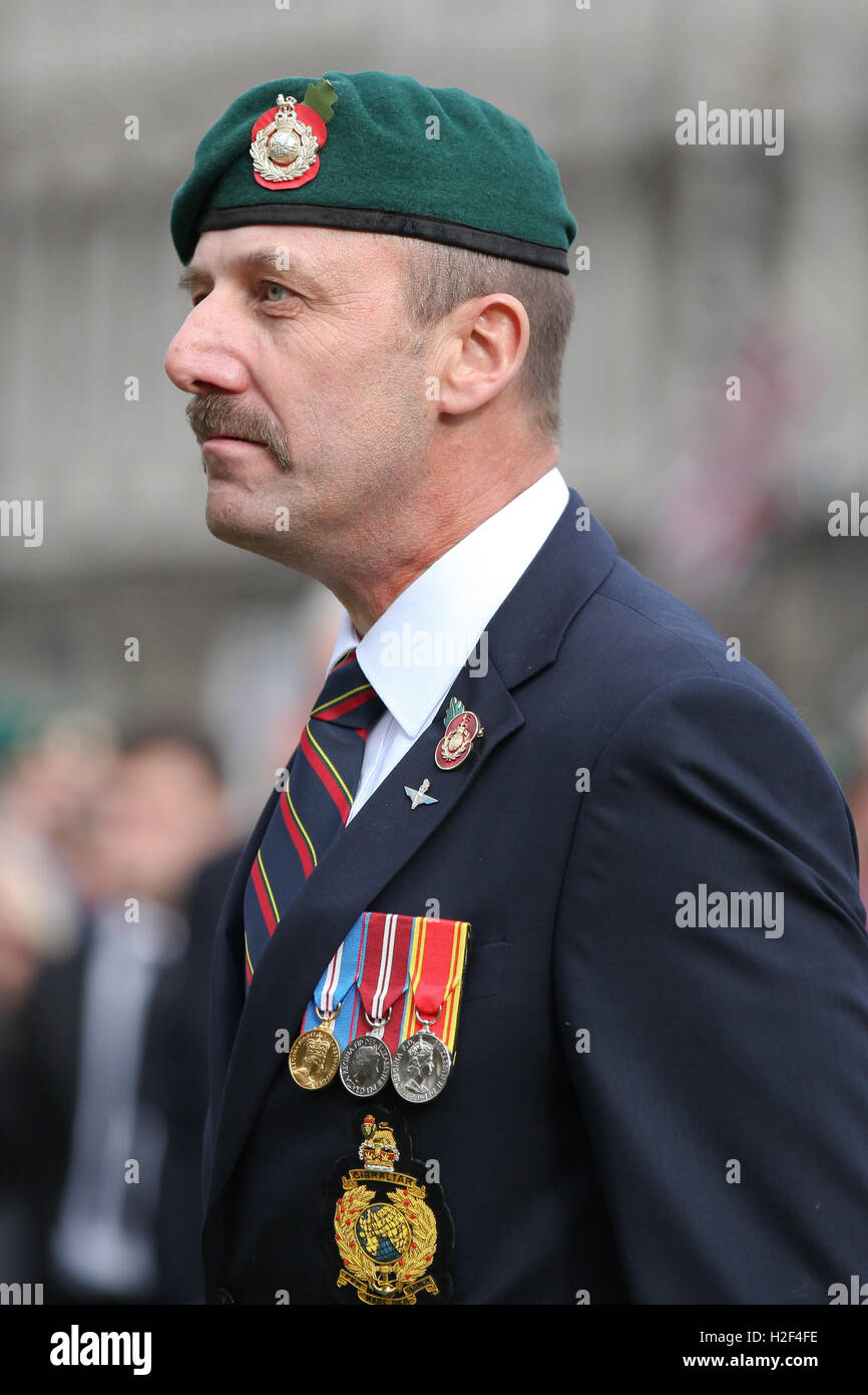 London, UK. 28th Oct, 2016. Former and serving members of the armed ...
