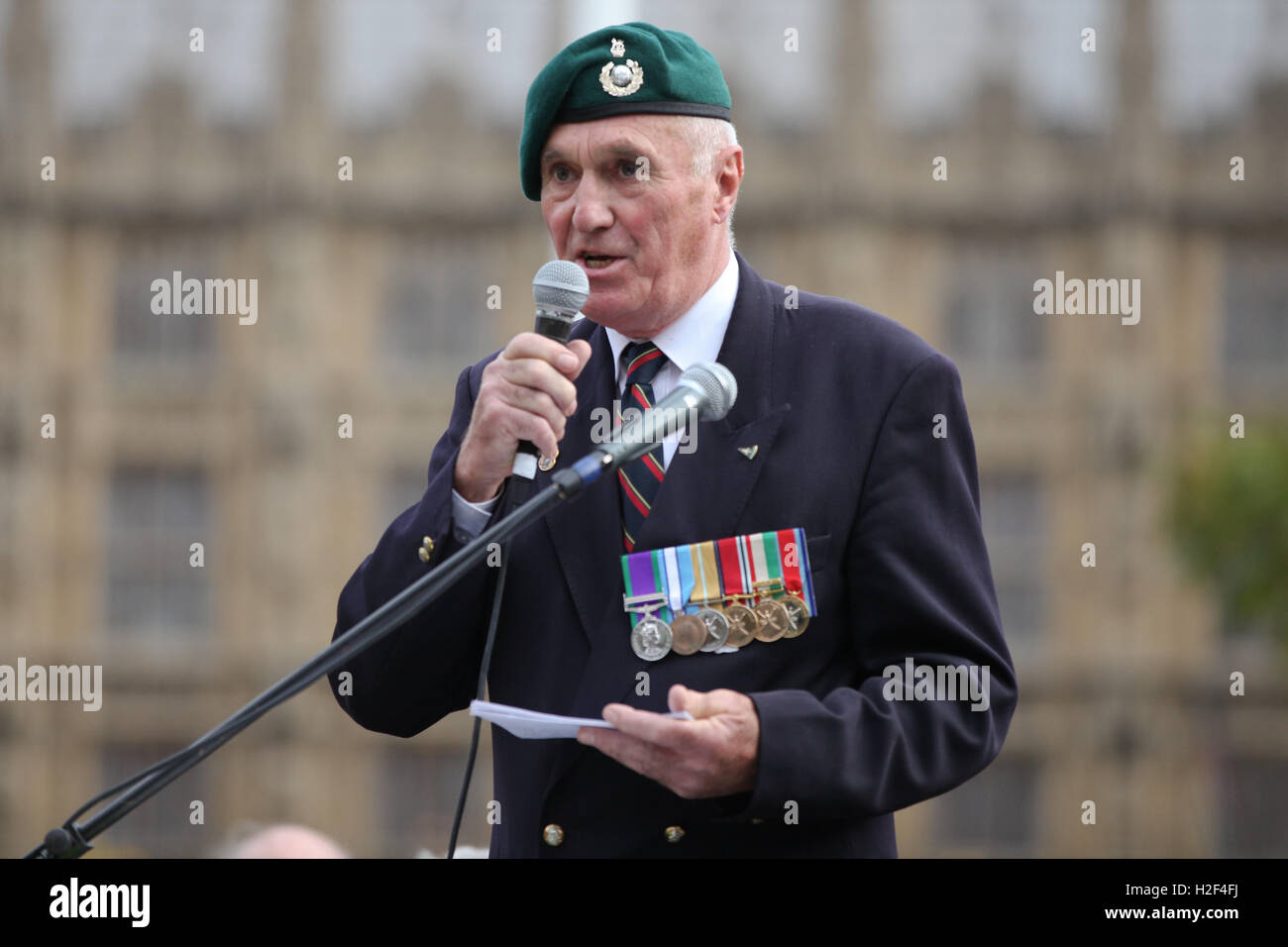 London, UK. 28th Oct, 2016. Former and serving members of the armed ...