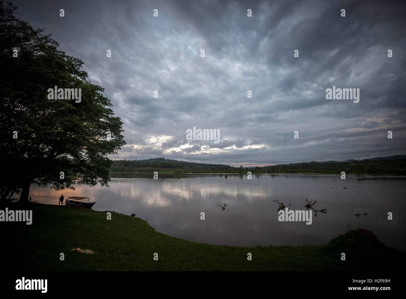 Bujagali dam hi-res stock photography and images - Alamy