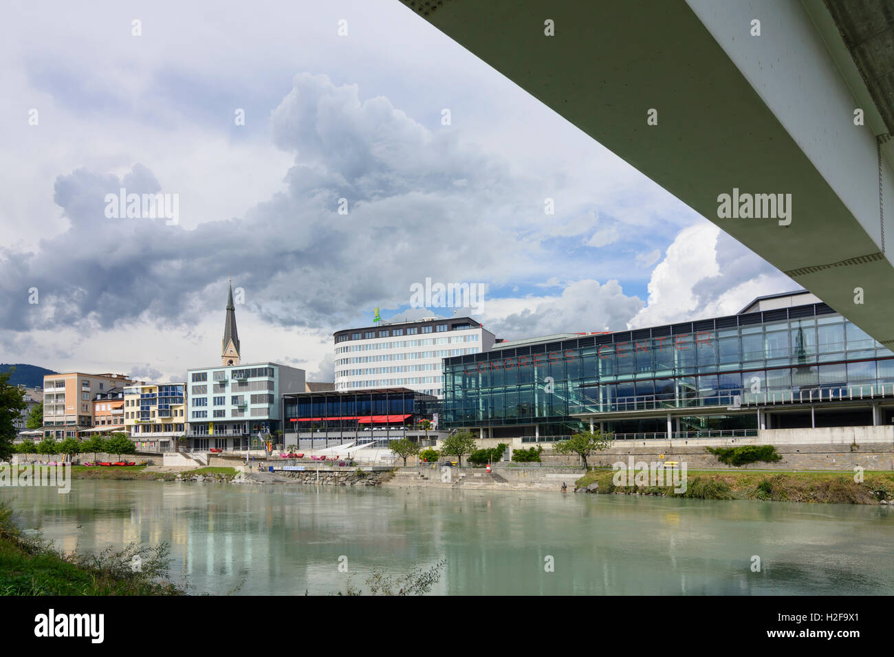 Villach: river Drau (Drava), Congress Center Villach, pedestrian bridge ...