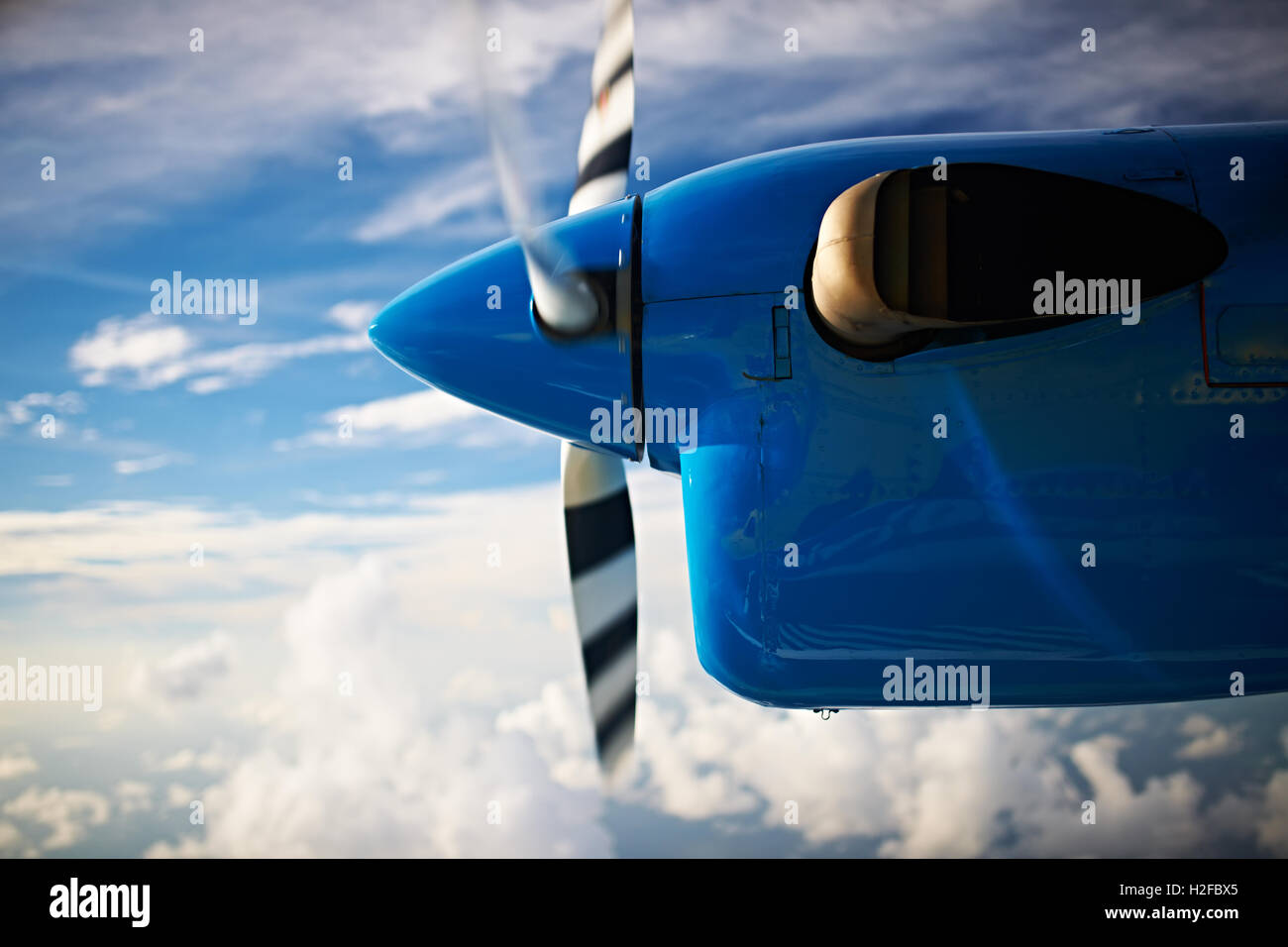 Propeller seaplane hi-res stock photography and images - Alamy