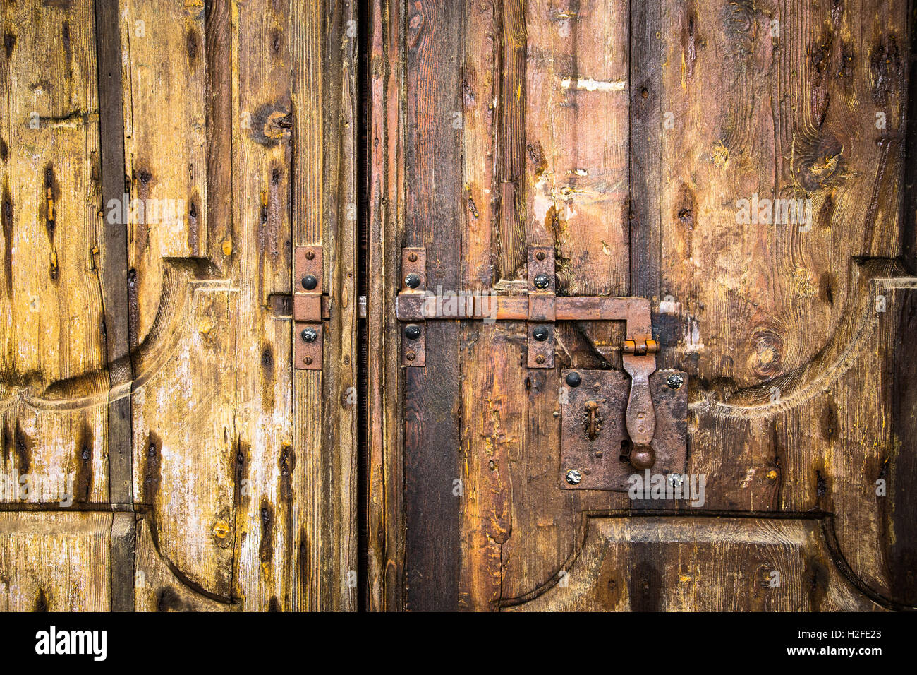 Old door handle iron hi-res stock photography and images - Alamy