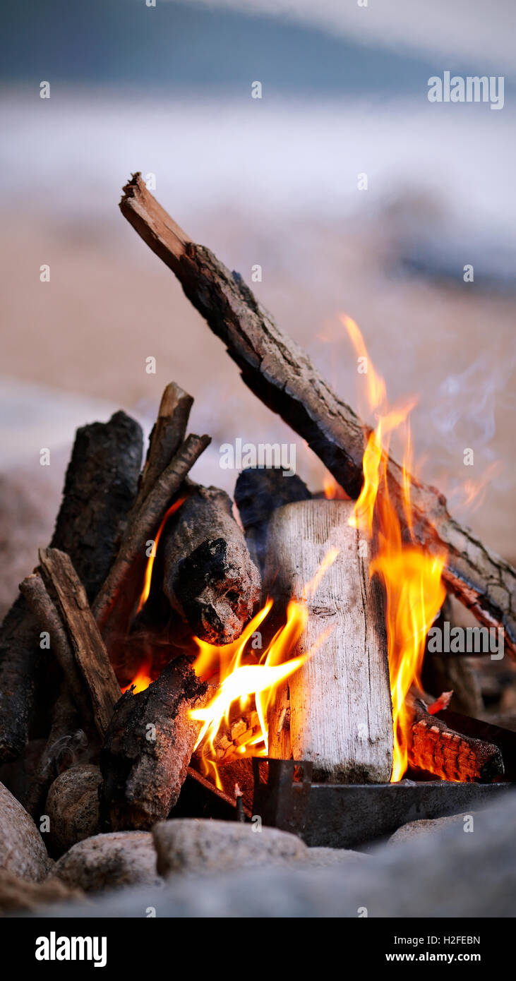Smoldering campfire hi-res stock photography and images - Alamy