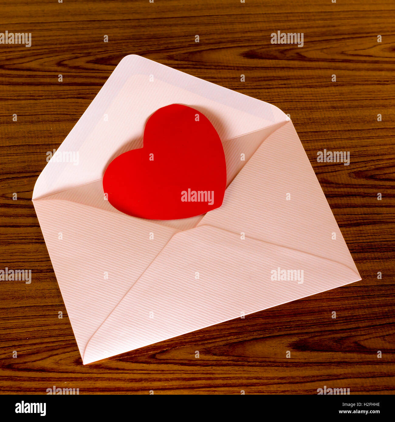 red heart with pink envelope Stock Photo - Alamy