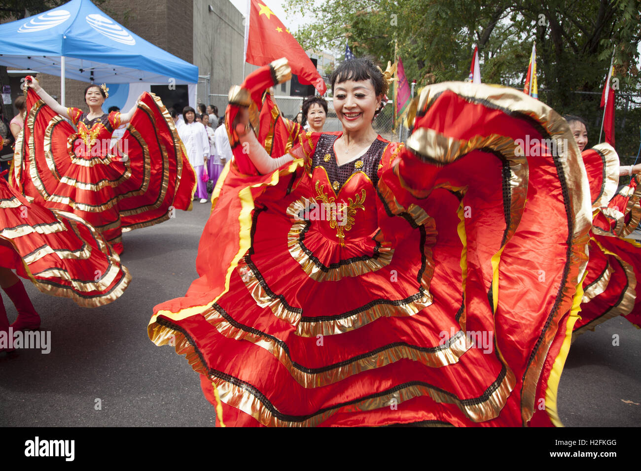 Autumn Moon Festival and Lantern Parade on 8th Avenue in the Chinatown ...