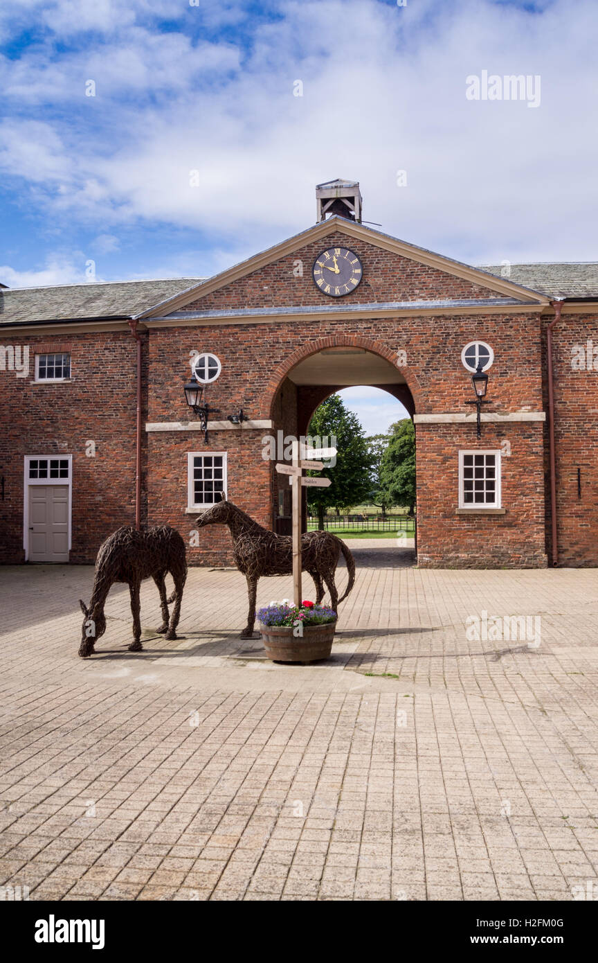 Georgian mansion block hi-res stock photography and images - Alamy