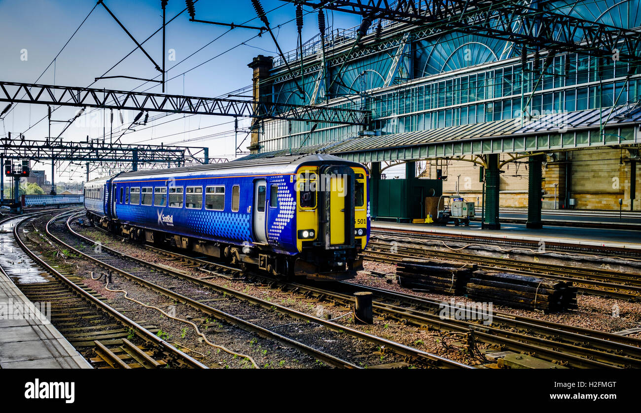 Scotrail hi-res stock photography and images - Alamy