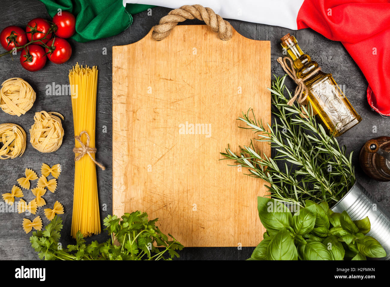 Italian food ingredients Stock Photo - Alamy