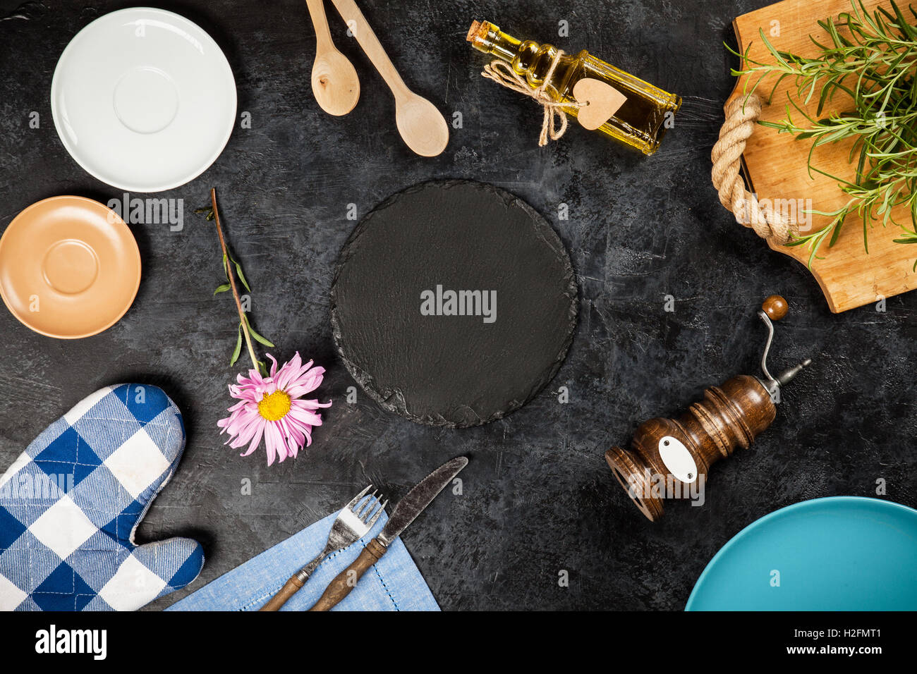 Old wooden cutting board Stock Photo - Alamy