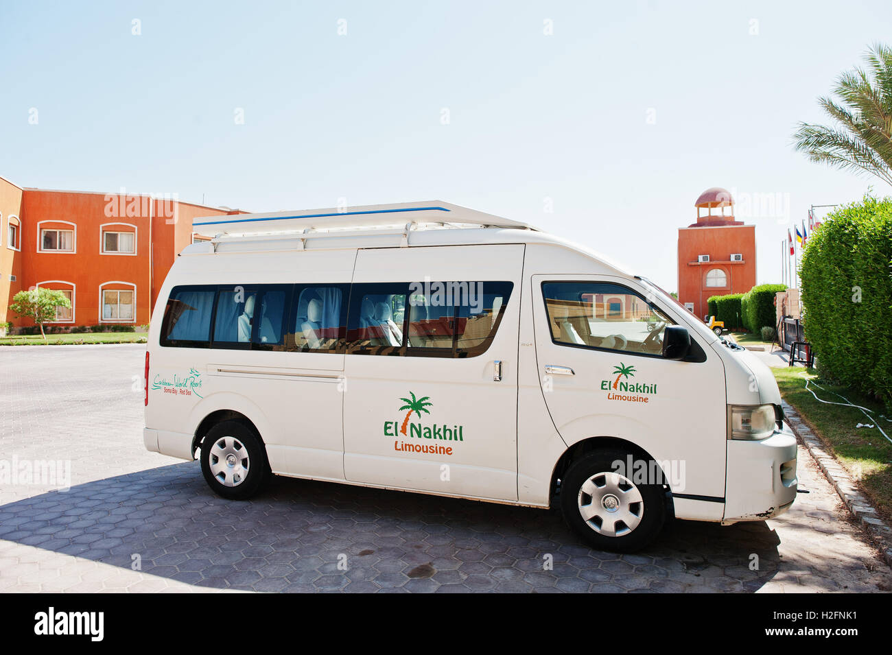 Private commuter bus hi-res stock photography and images - Alamy