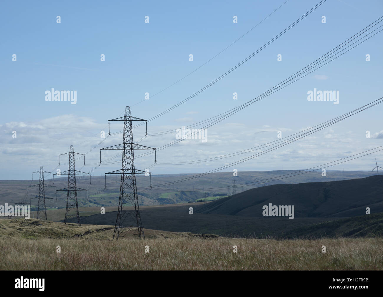 Electricity pylons and high voltage overhead power lines on Pennine ...