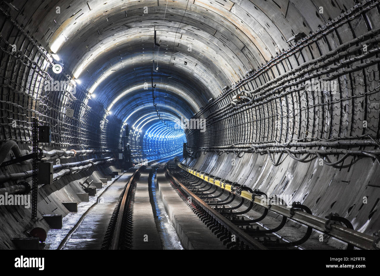 New subway tunnel Stock Photo - Alamy