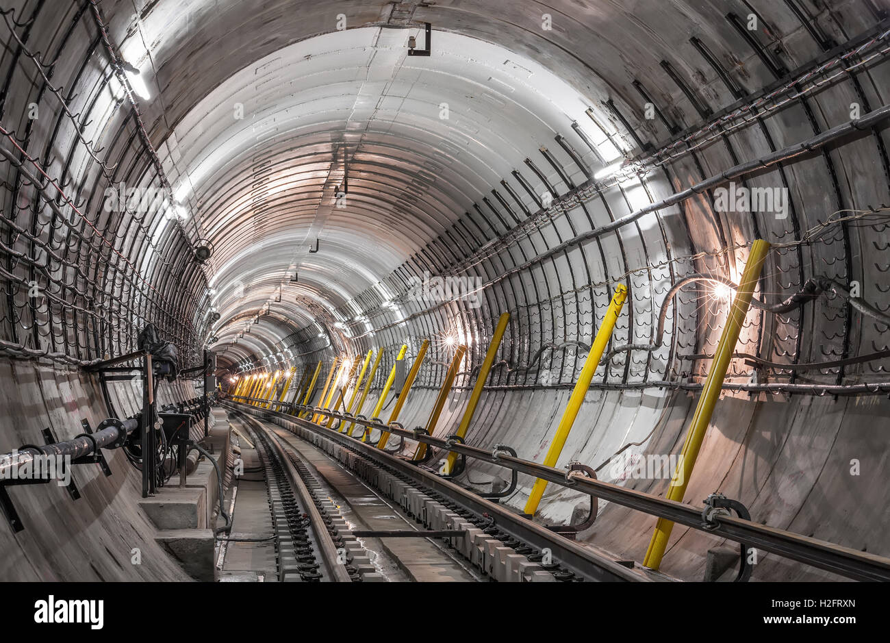 Construction of the subway tunnel in Moscow Stock Photo - Alamy