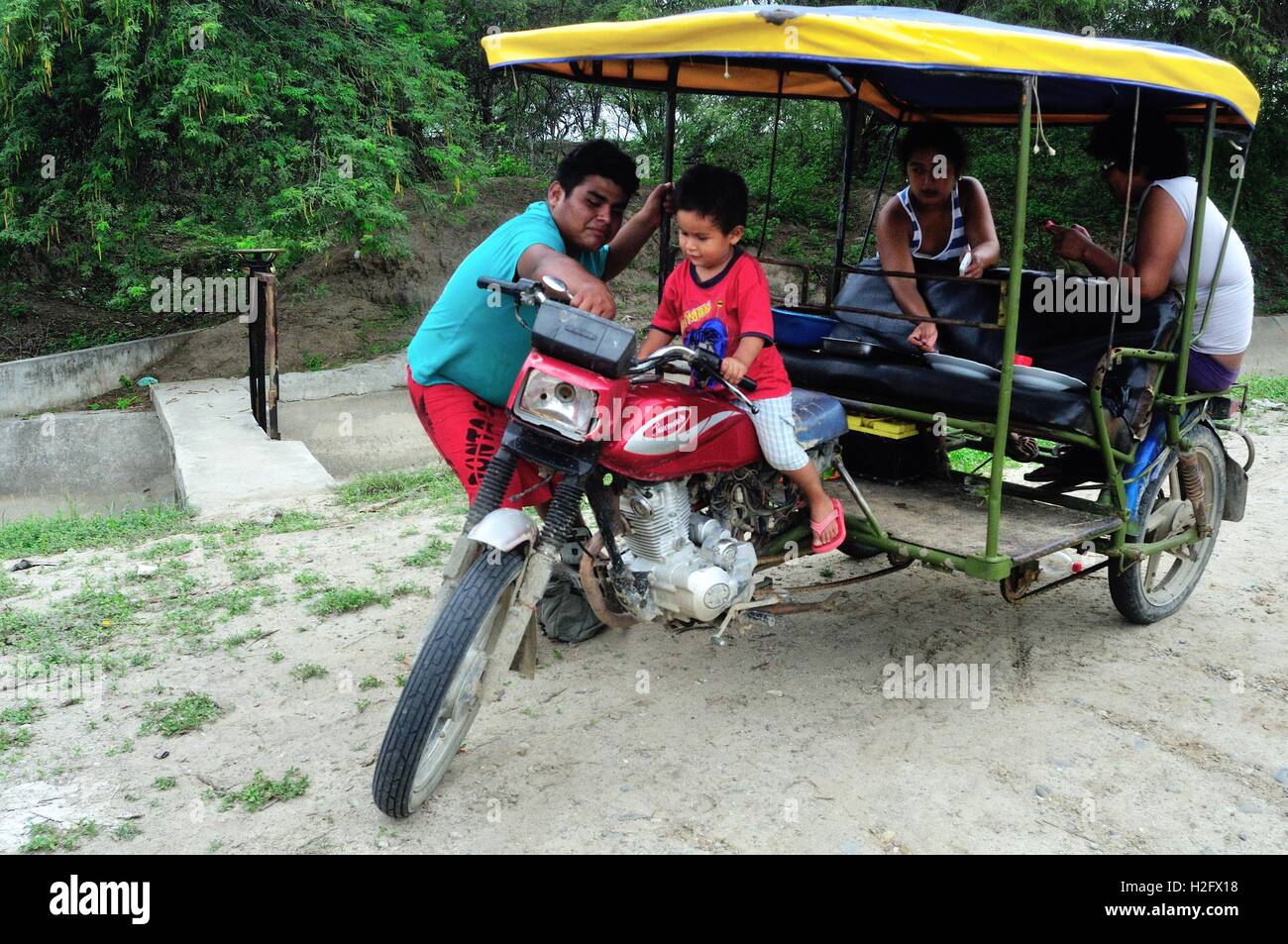 Motokar peru hi-res stock photography and images - Alamy