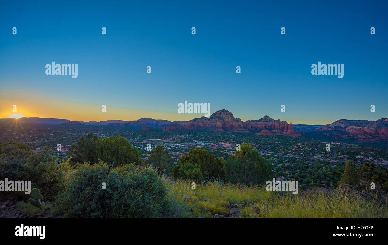 Sedona Mountain Sunset Stock Photo - Alamy