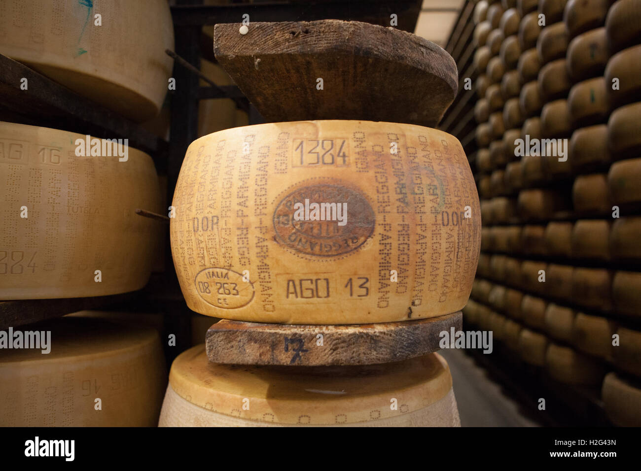 Parmigiano reggiano cheese wheel hi-res stock photography and images ...
