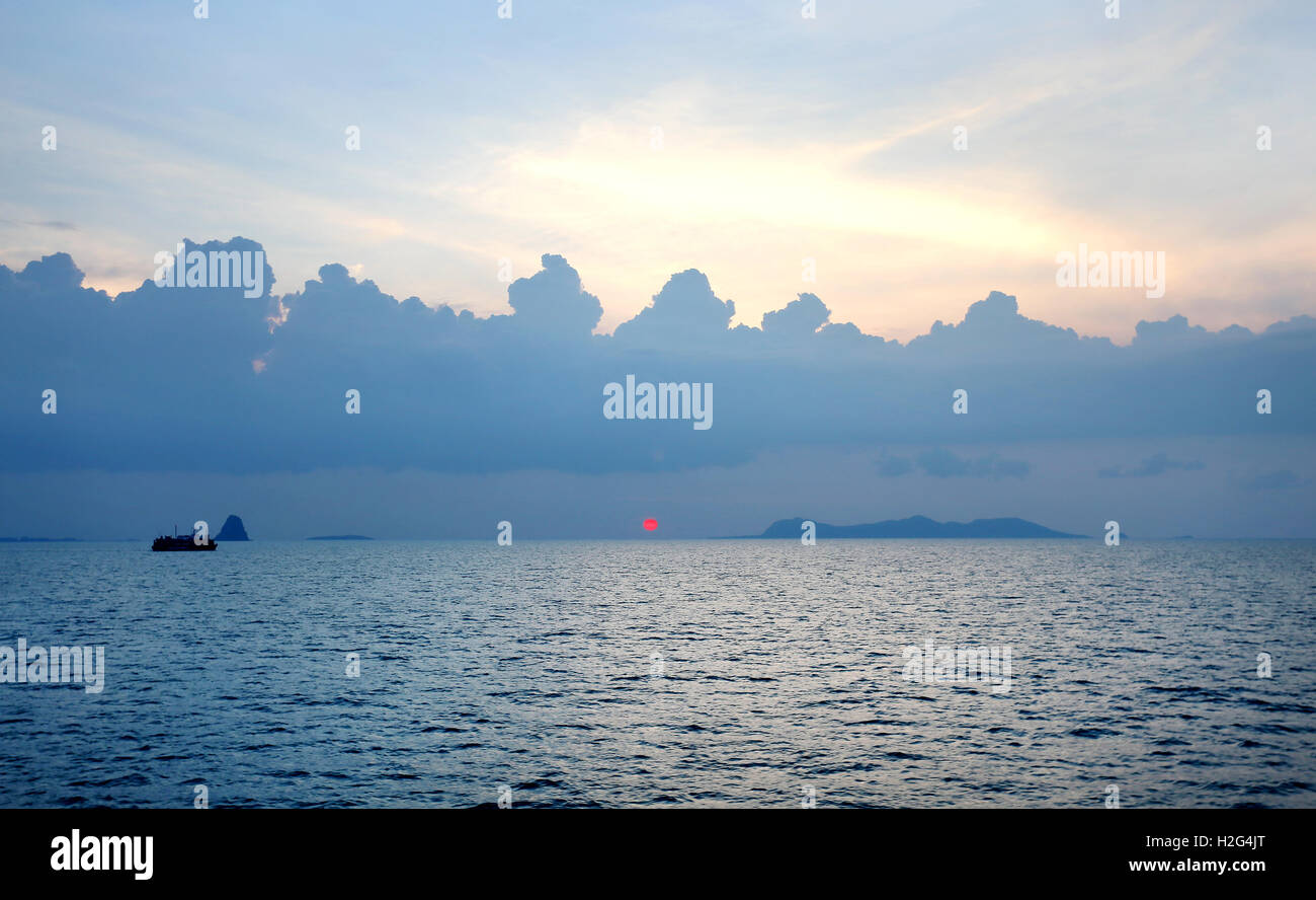 Red marine hi-res stock photography and images - Alamy