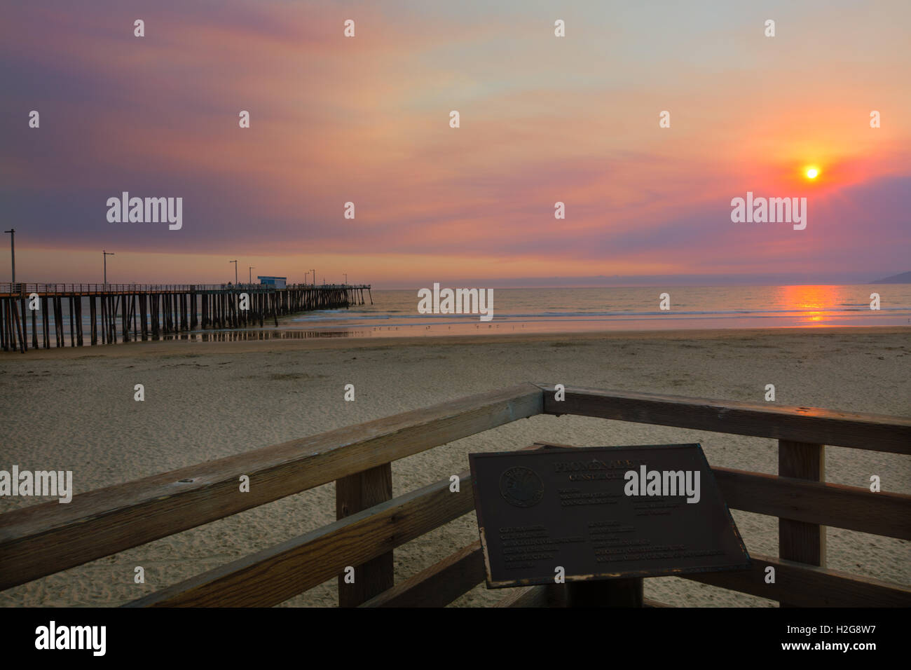Pismo Beach, California. The pier at sunset Stock Photo - Alamy