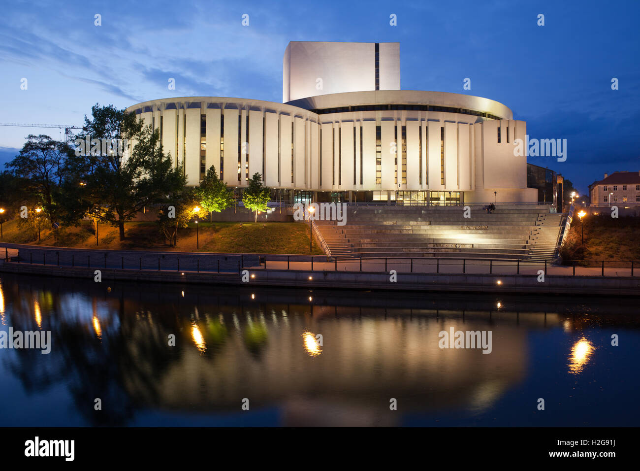 Opera Nova at twilight in city of Bydgoszcz in Poland, Brda River ...